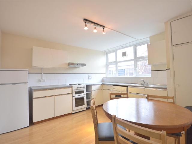 Apartment at Candahar Road, Greater London