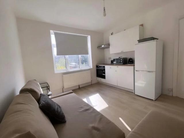 Apartment at Canfield Road, Greater London