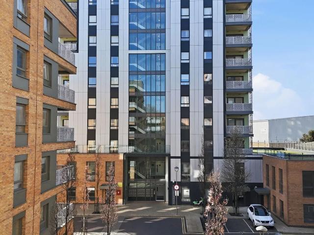 Apartment at Cannon Road, Greater London
