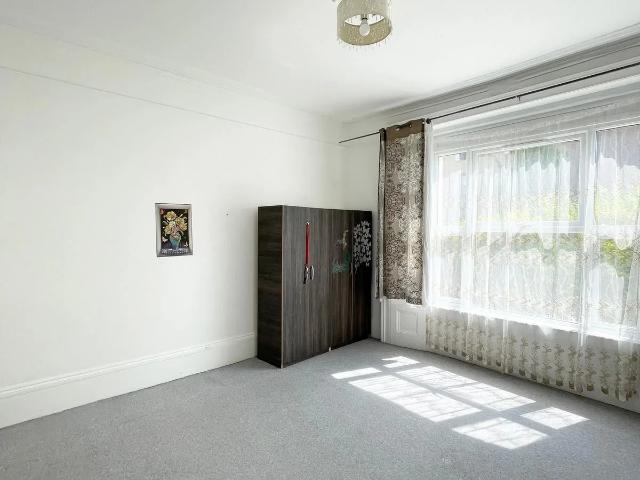 Apartment at Canning Crescent, Greater London