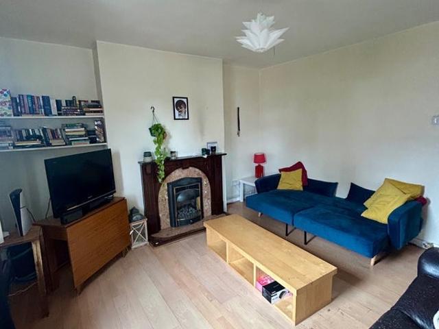 Apartment at Canrobert Street, Greater London
