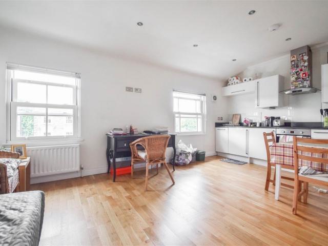 Apartment at Cantelowes Road, Greater London