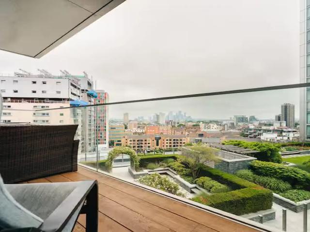 Apartment at Canter Way, Greater London