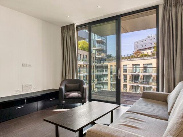 Apartment at Canter Way, Greater London