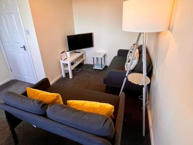 Apartment at Canterbury Close, Cambridge
