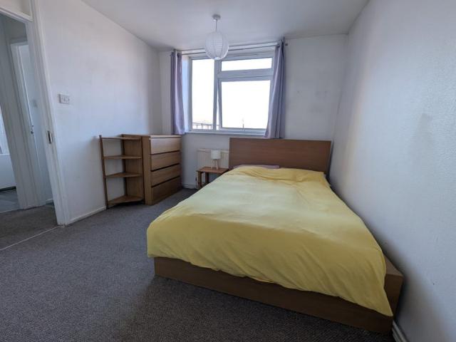 Apartment at Canterbury Crescent, Greater London