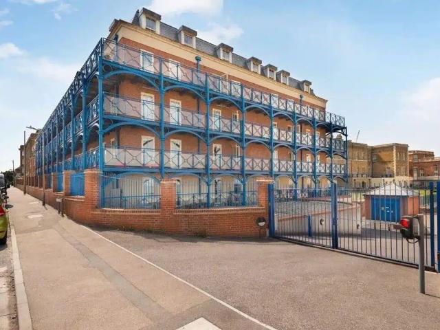 Apartment at Canterbury Road, Margate