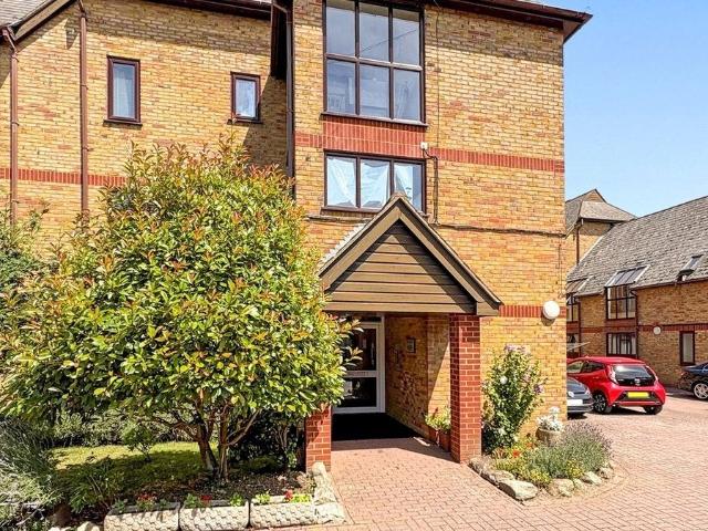 Apartment at Canterbury Road, Borough of Swale