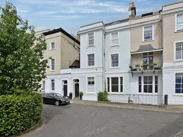 Apartment at Canynge Square, Bristol