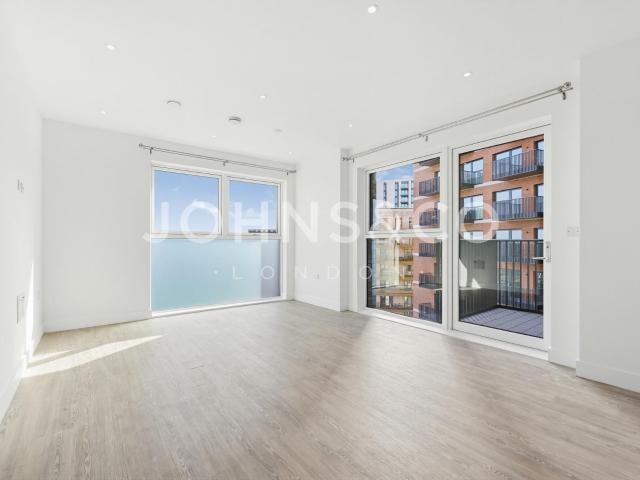 Apartment at Capital Interchange Way, Greater London