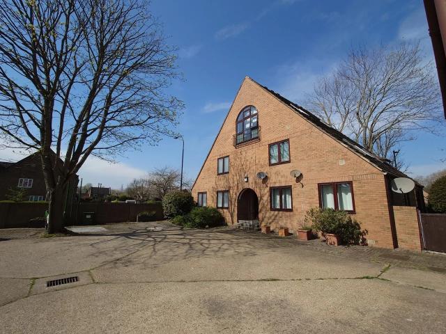 Apartment at Capstan Way, Greater London