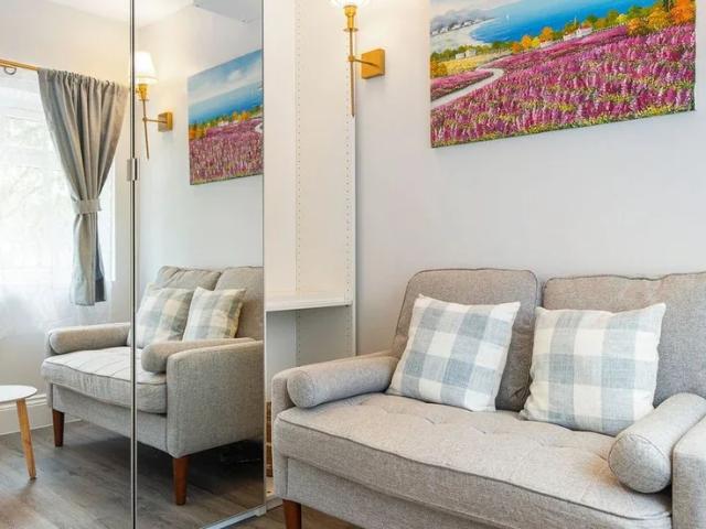 Apartment at Capstan Square, Greater London