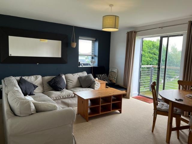 Apartment at Carbery Avenue, Greater London
