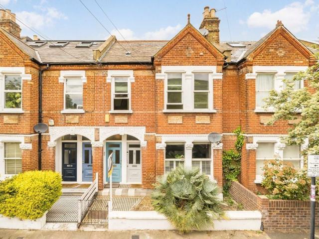 Apartment at Cargill Road, Greater London