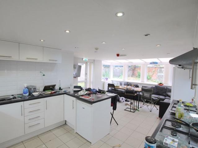Apartment at Cardiff Cycleway 1, Cardiff