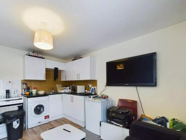 Apartment at Cardigan Street, Luton