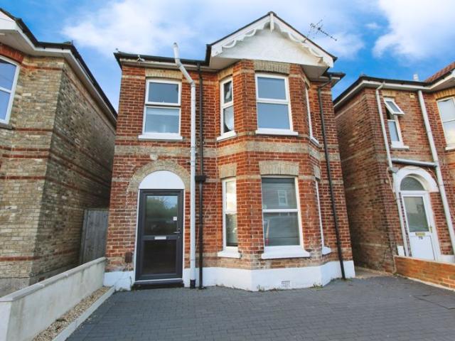Apartment at Cardigan Road, Bournemouth