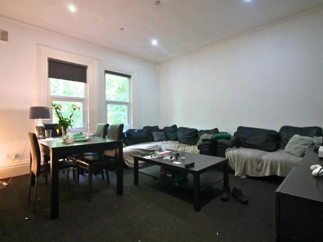Apartment at Cardigan Road, Leeds