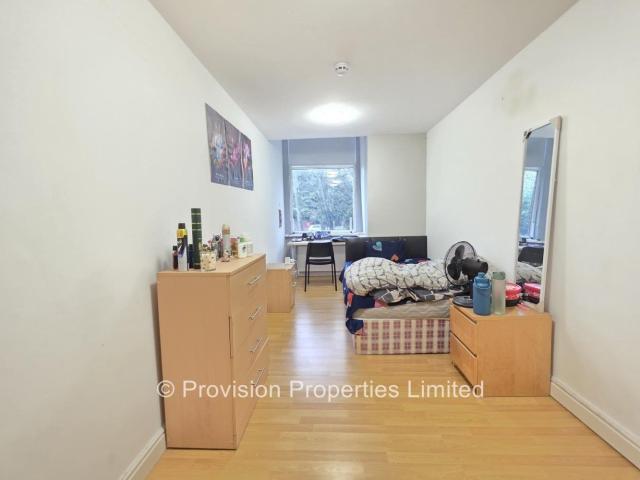 Apartment at Cardigan Road, Leeds
