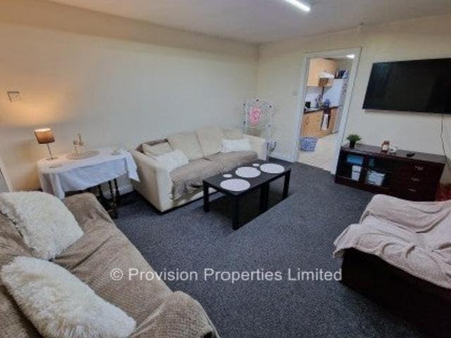 Apartment at Cardigan Road, Leeds