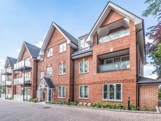 Apartment at Carew Road, Greater London