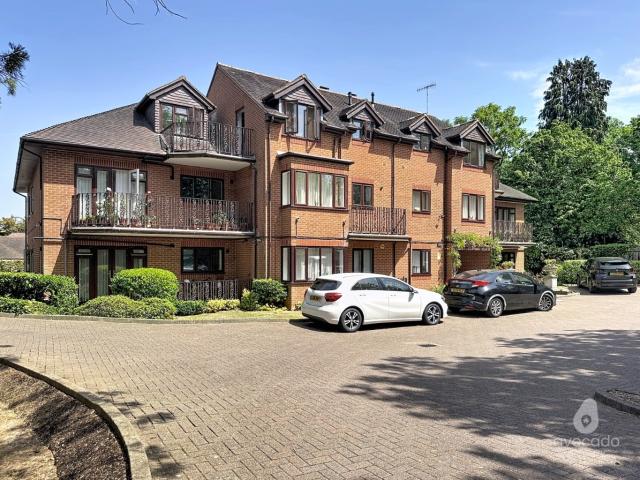 Apartment at Carew Road, Greater London