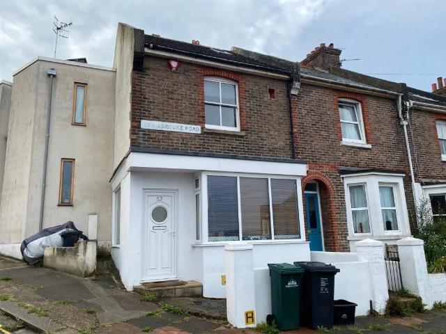Apartment at Carisbrooke Road, Brighton