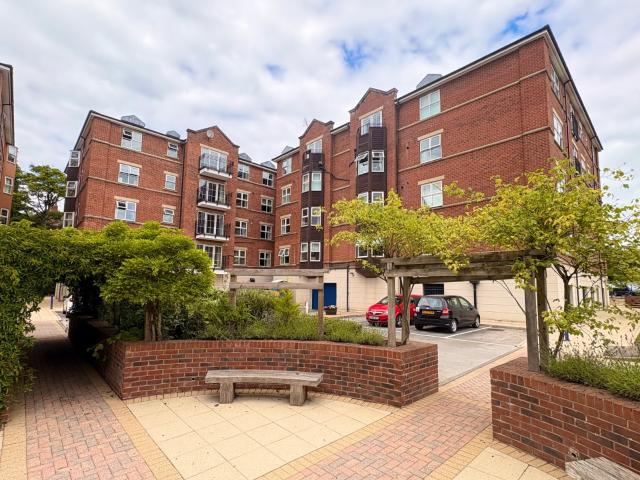 Apartment at Carisbrooke Road, Leeds