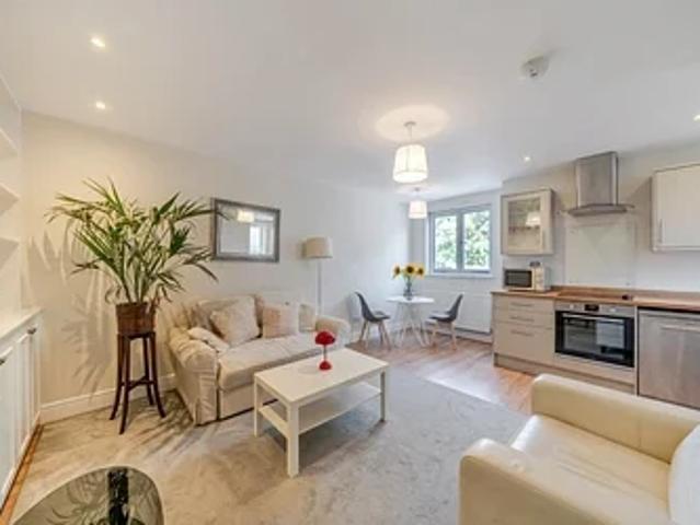 Apartment at Carlisle Close, Greater London