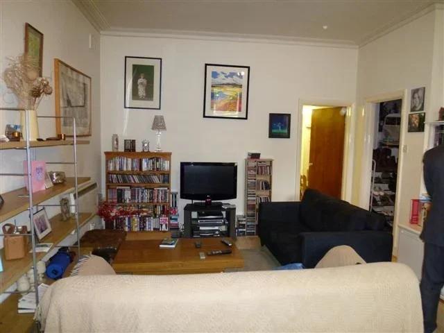 Apartment at Carlton Drive, Greater London