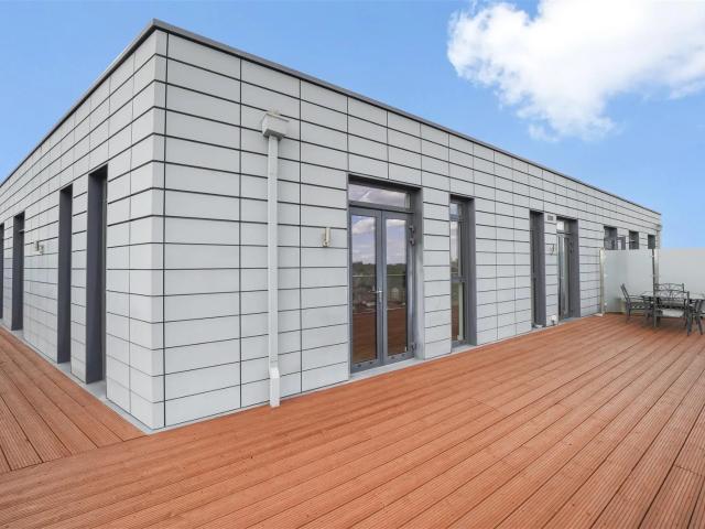 Apartment at Carlyon Close, Greater London