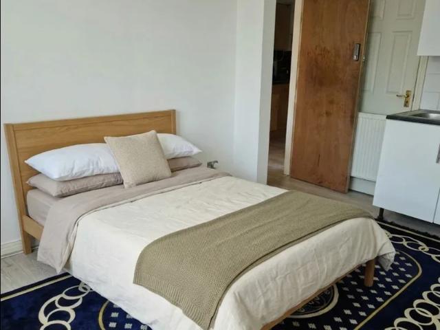 Apartment at Carlyon Road, Greater London