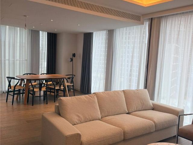 Apartment at Carnation Way, Greater London