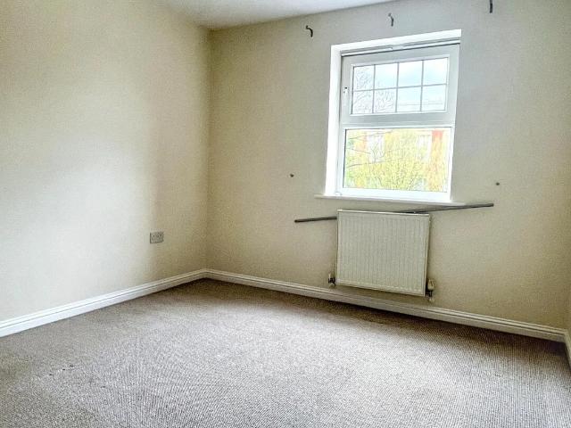 Apartment at Carnforth Avenue, Wakefield