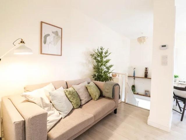 Apartment at Carroun Road, Greater London