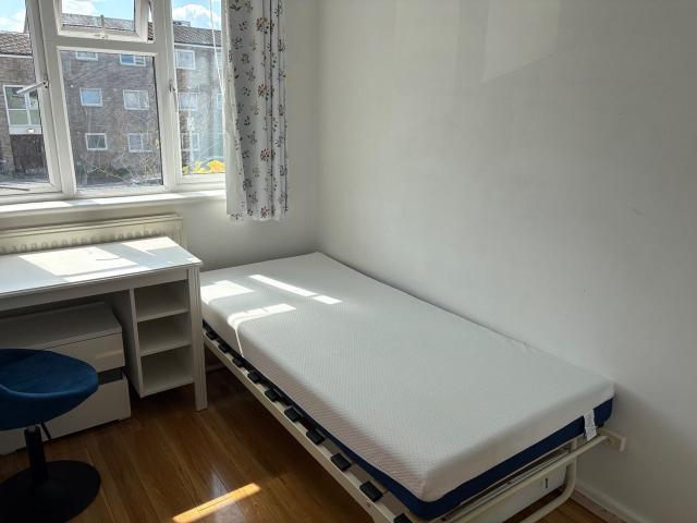 Room at Carroll Close, Greater London