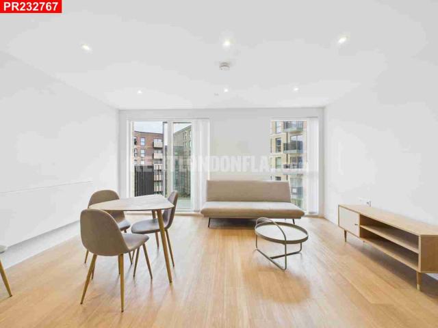 Apartment at Carraway Street, Reading