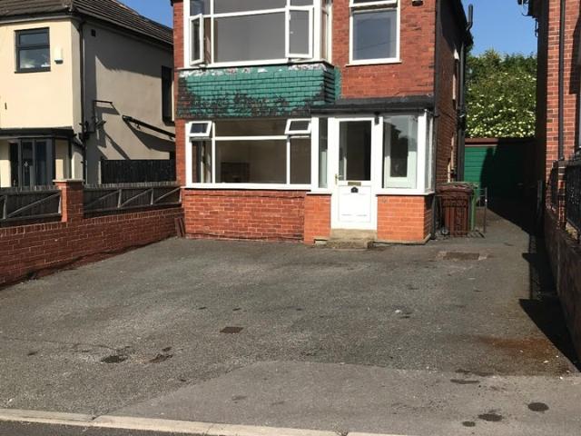 House at Carrholm Mount, Leeds