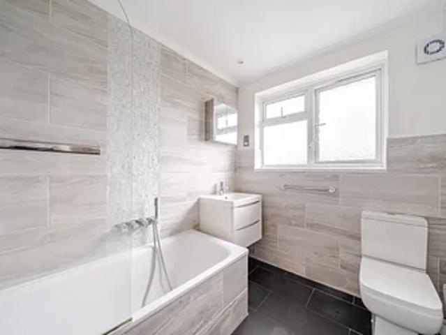 Apartment at Carters Hill Close, Greater London