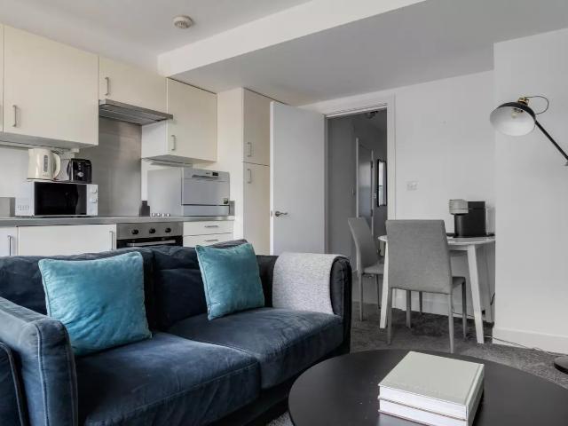Apartment at Carthusian Street, City of London