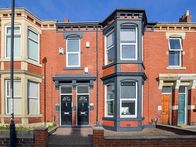 Apartment at Cartington Terrace, Newcastle upon Tyne