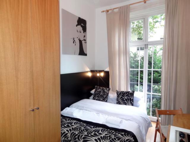 Apartment at Cartwright Gardens, Greater London