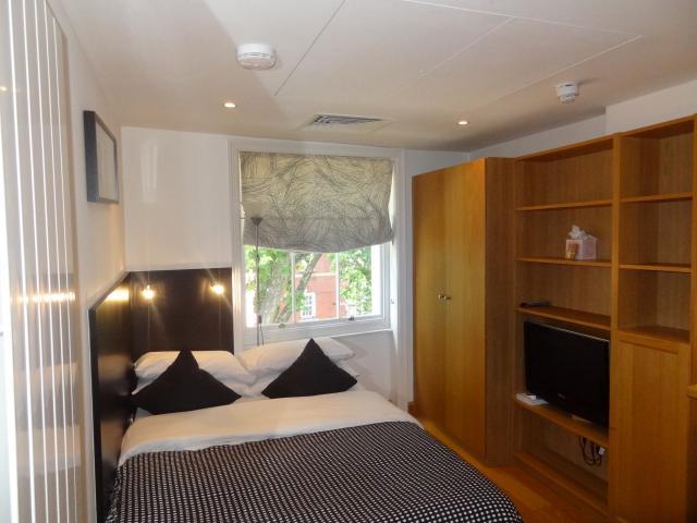 Apartment at Cartwright Gardens, Greater London
