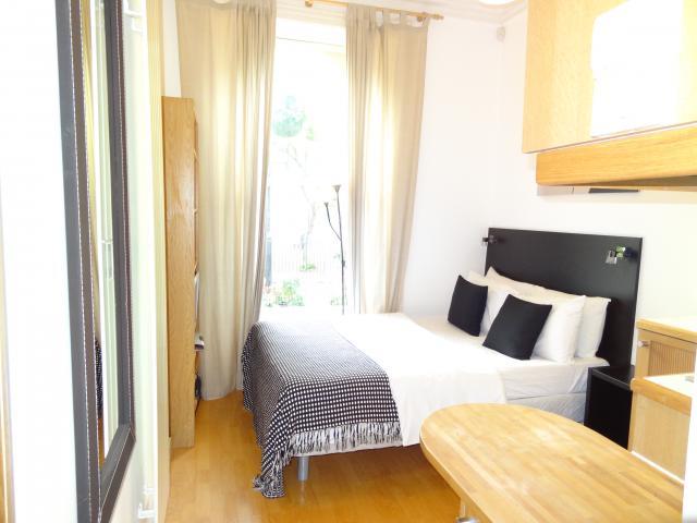 Apartment at Cartwright Gardens, Greater London