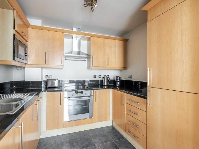 Apartment at Cassilis Road, Greater London