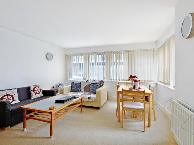 Apartment at Cassilis Road, Greater London