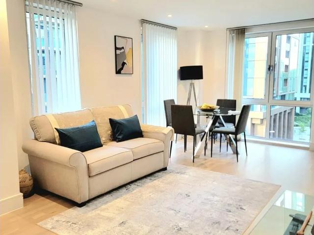 Apartment at Cassilis Road, Greater London