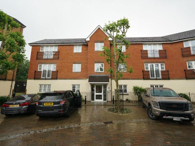 Apartment at Caspian Way, Purfleet on Thames