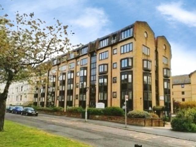 Apartment at Castle Hill Avenue, Folkestone and Hythe District