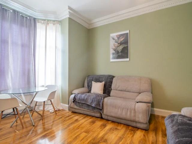 Apartment at Castle Street, Paisley